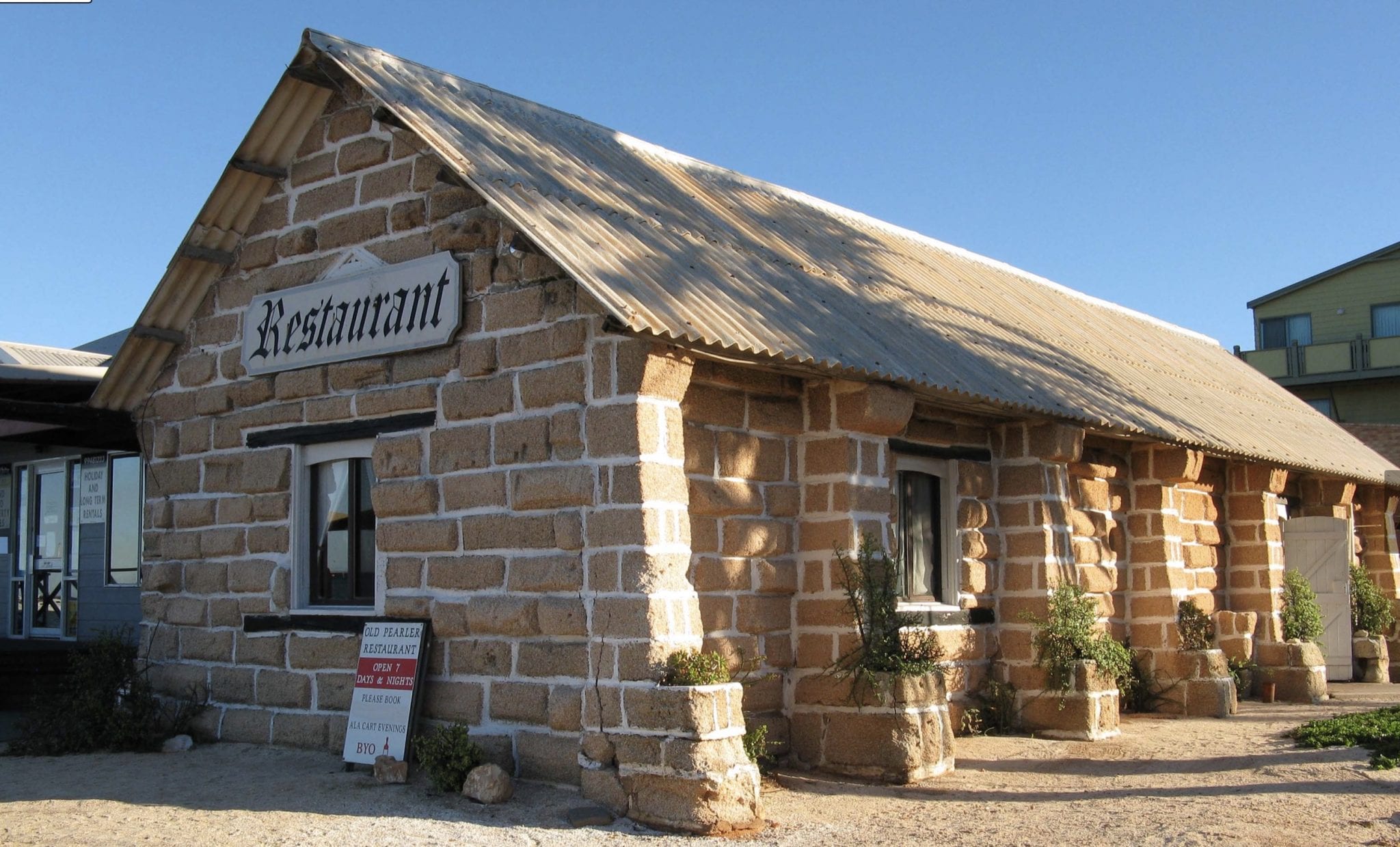 Dining in Denham West Australia | Country Airstrips Australia
